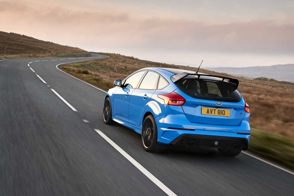 La future Ford Focus RS sera-t-elle une hybride ? - Papas Pressés